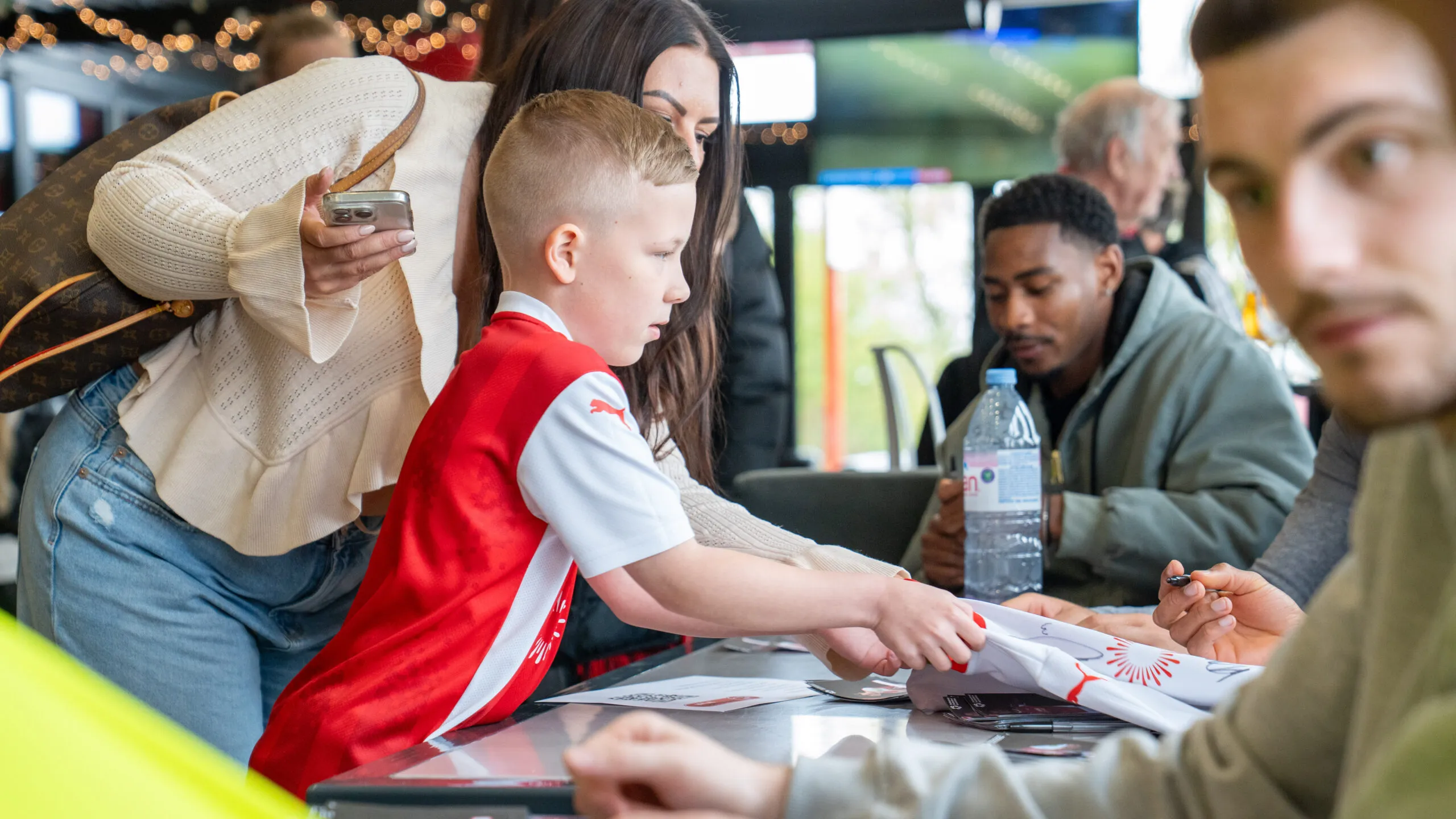 Town to host player signing session at Poolfoot - Fleetwood Town ...